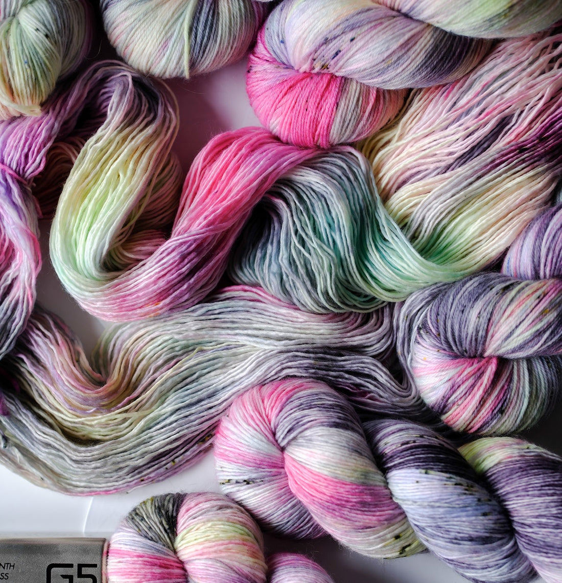 Qing Fibre - Indie Hand-Dyed Yarn and Knitting Patterns