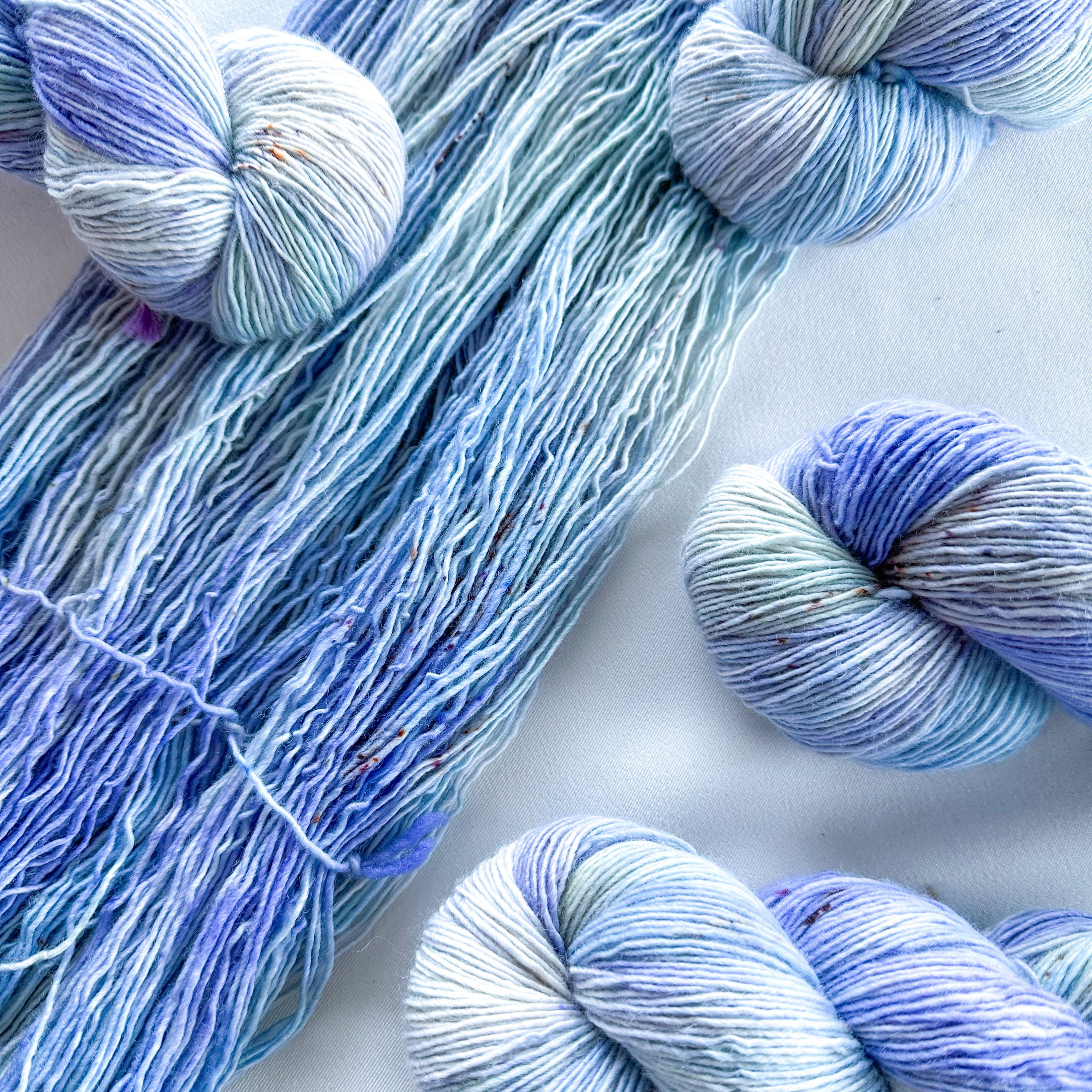 Qing Fibre - Indie Hand-Dyed Yarn and Knitting Patterns