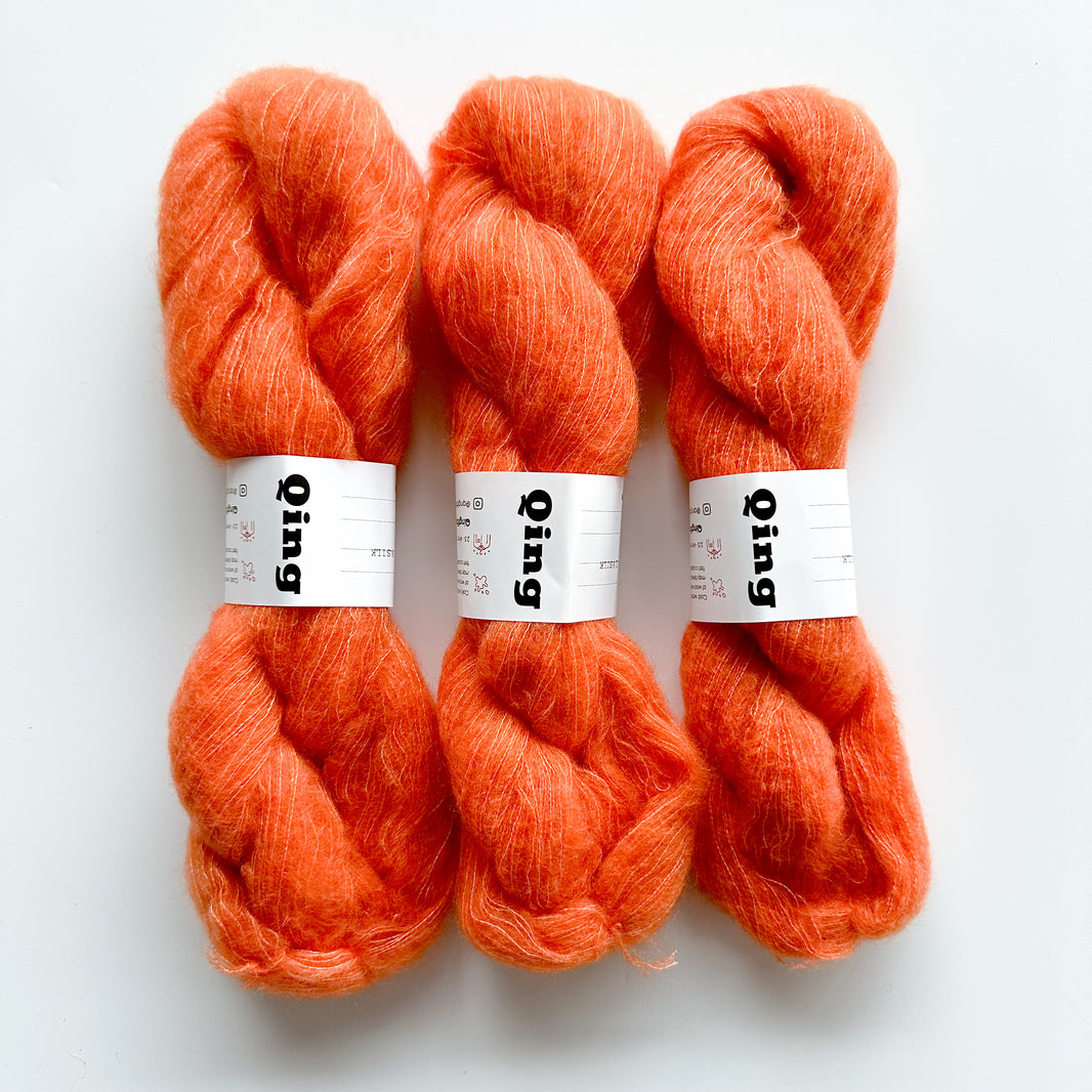 Qing Fibre - Indie Hand-Dyed Yarn and Knitting Patterns